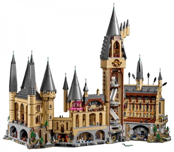 Photos: LEGO unveils 6000+ piece Harry Potter full Hogwarts Castle set, releasing in August ...